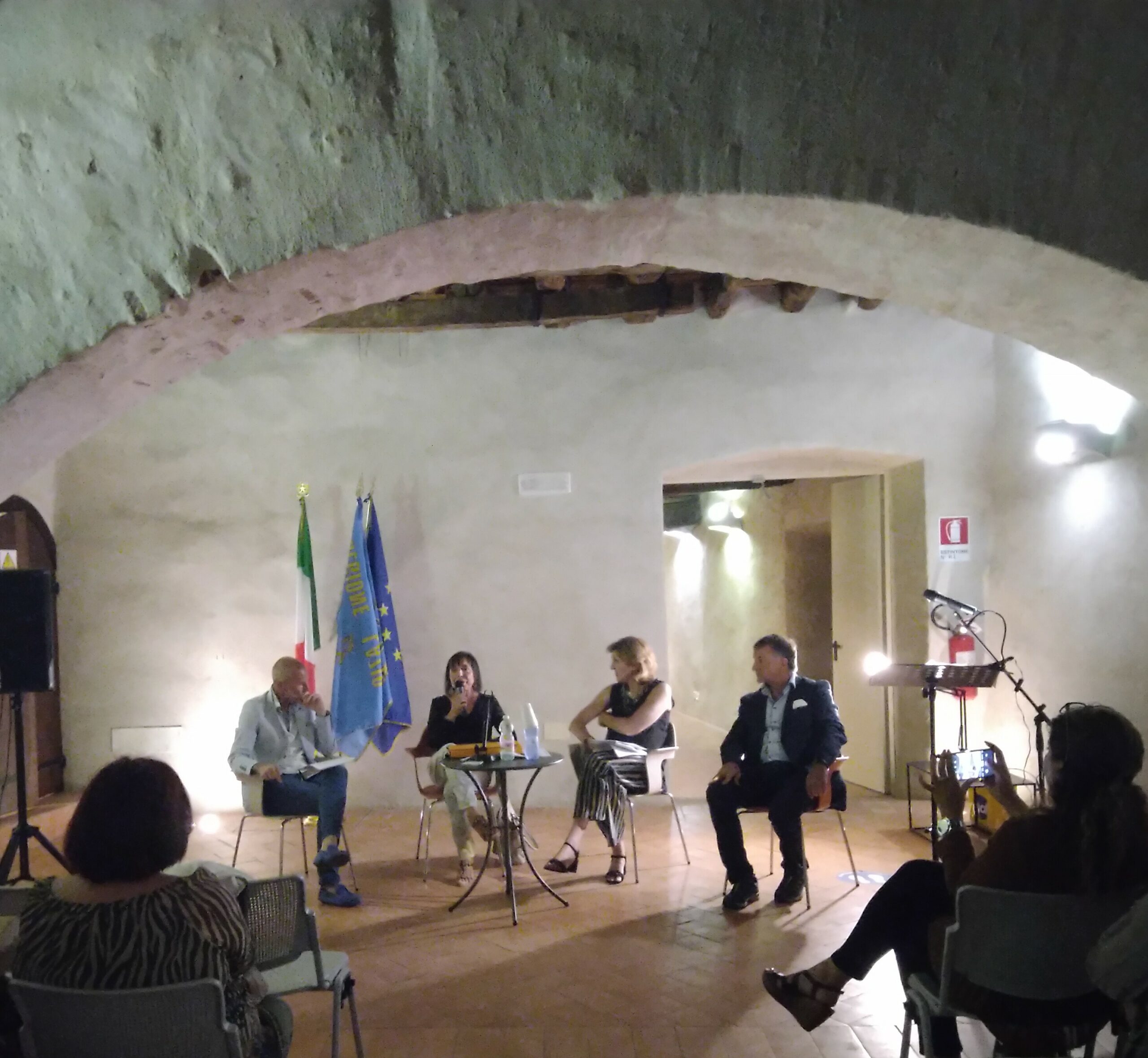 Delitti Sommersi, presentato il 15° romanzo della scrittrice cerite Daniela Alibrandi ...