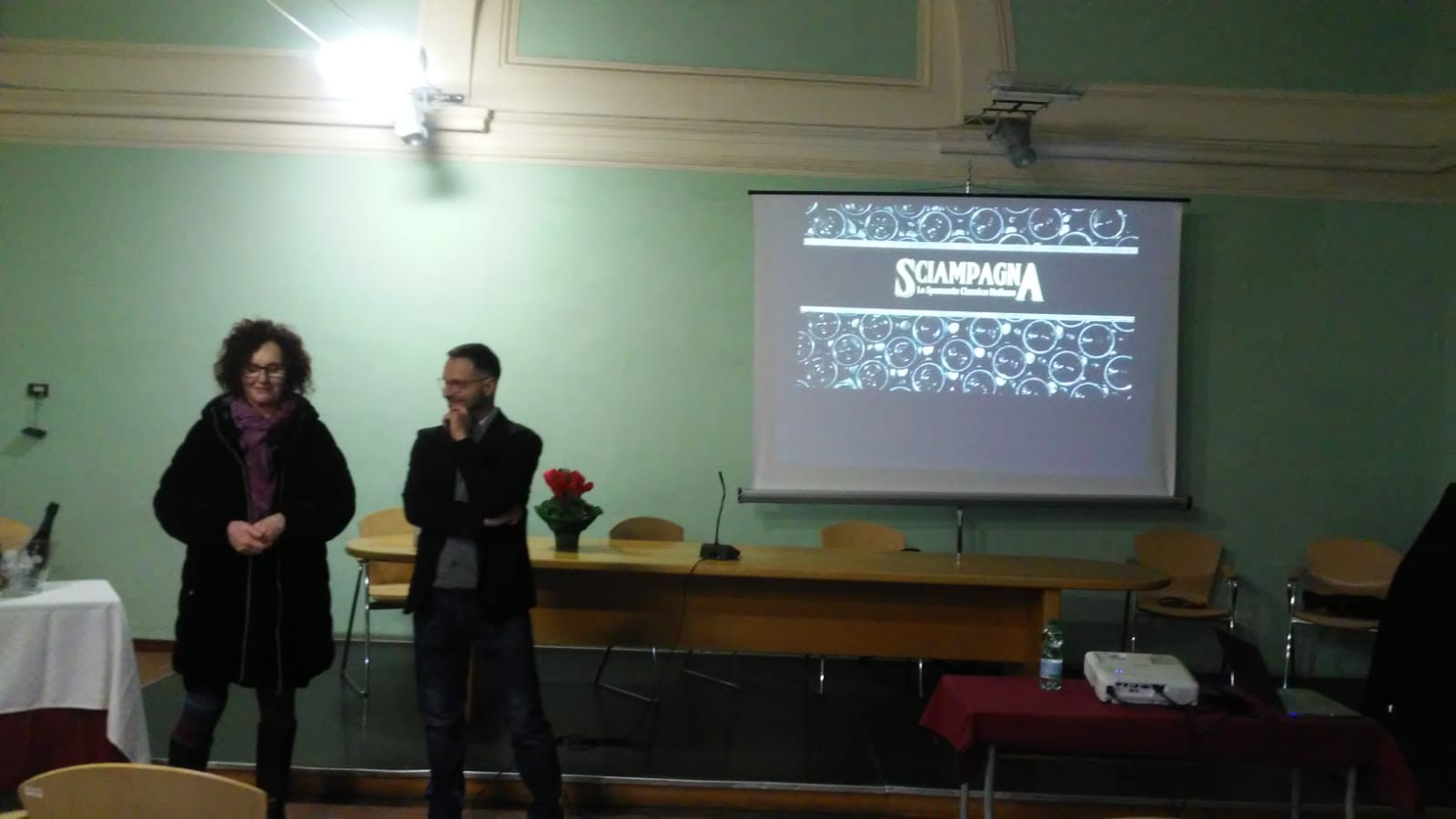 “Sciampagna. Lo spumante classico italiano”. Dalla penna di 15 autori ...